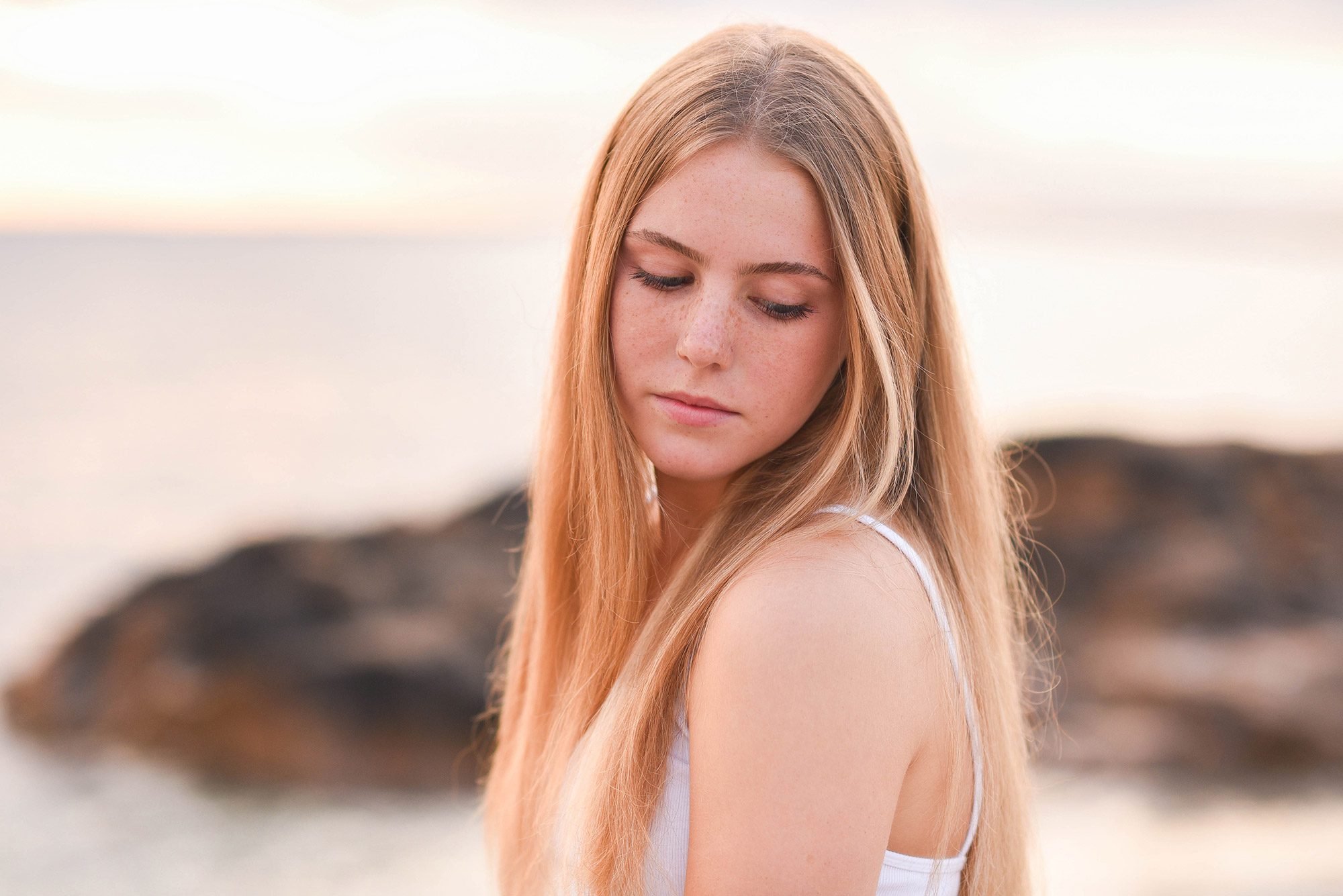 Hannah | Little Compton Senior Photo Session » Newport Portrait ...